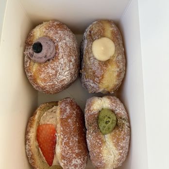 GREEDY DONUTS - Updated December 2025 - 34 Photos - 106-6008 Macleod ...