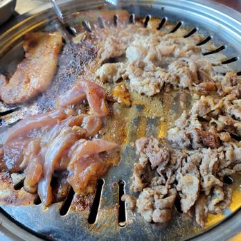 CASTLE BBQ - Updated July 2025 - 1027 Photos & 1701 Reviews - 473 N ...