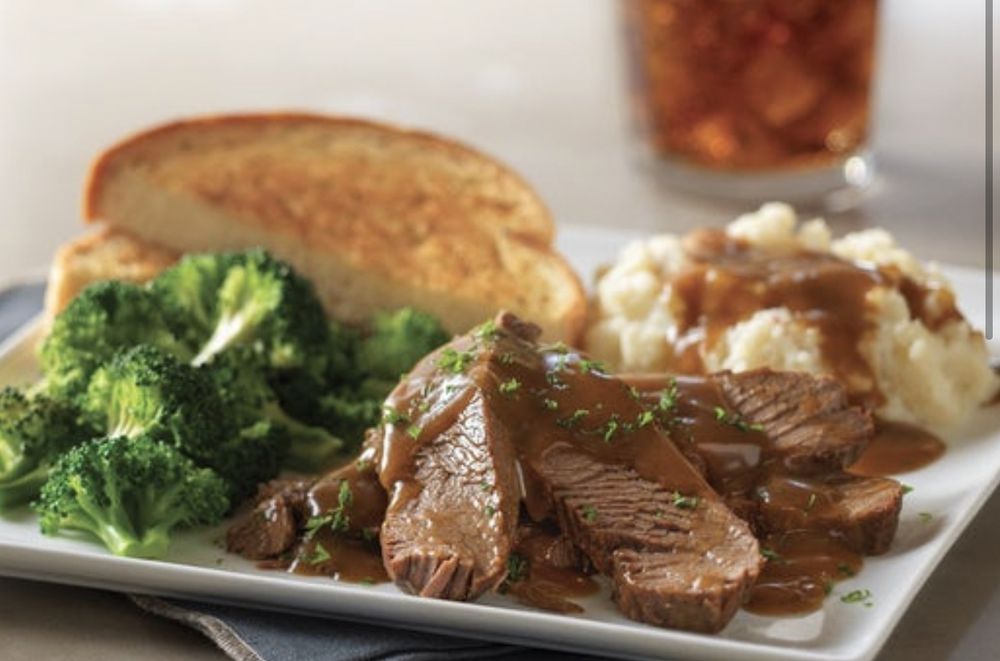 VILLAGE INN - Updated November 2025 - 19 Photos & 36 Reviews - 940 ...