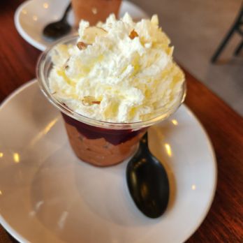 HUCKLEBERRY GRILL - Updated October 2024 - 90 Photos & 52 Reviews - 335 ...