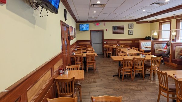 FOLCROFT DINER - Updated December 2025 - 193 Photos & 209 Reviews ...