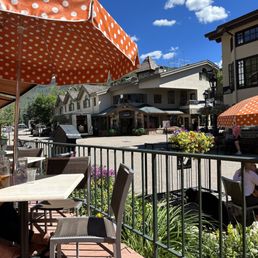 PEPI’S BAR & RESTAURANT - Updated January 2026 - 372 Photos & 440 ...