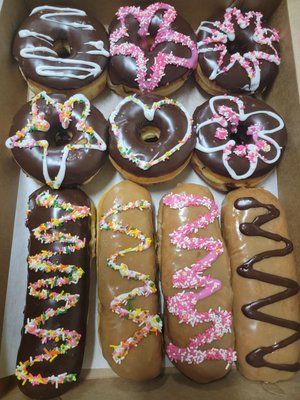 SWISS DONUTS - Updated December 2025 - 13 Photos & 27 Reviews - 40205 ...