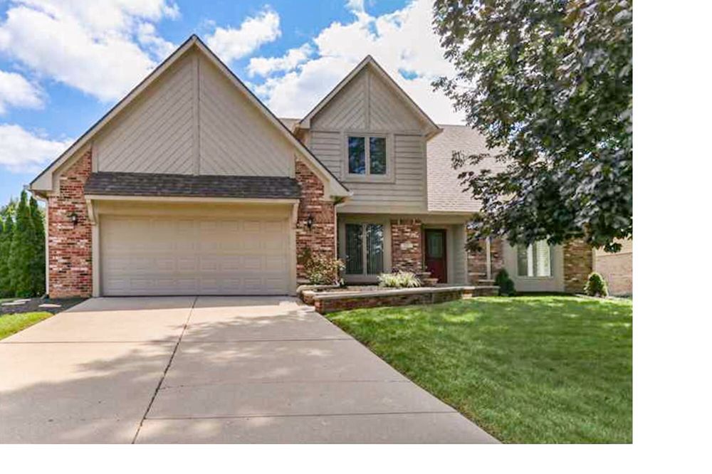 COLLEEN GORDON REAL ESTATE - Updated September 2024 - Contact Agent ...