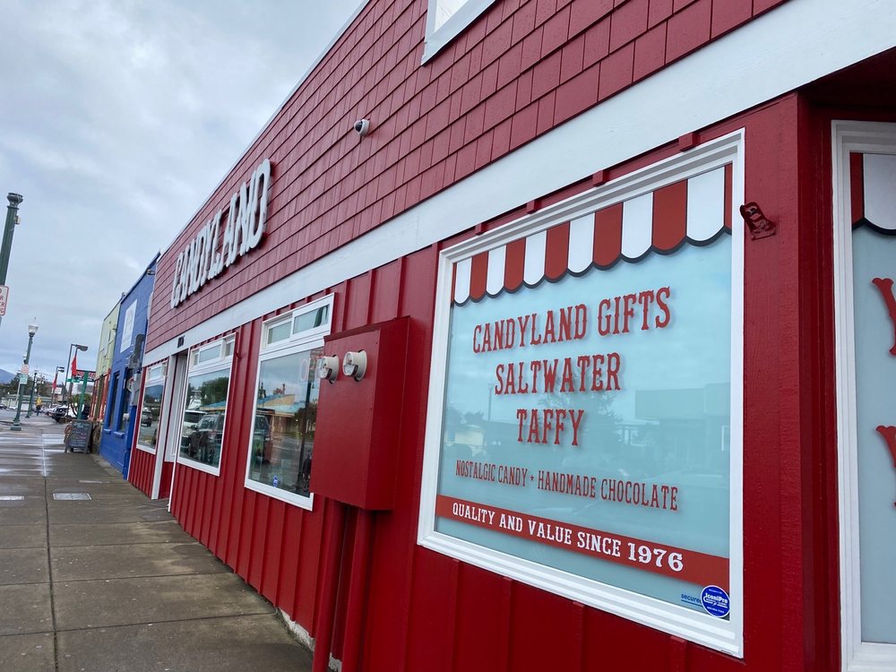 CANDYLAND - Updated October 2025 - 31 Photos & 39 Reviews - 1806 NE ...