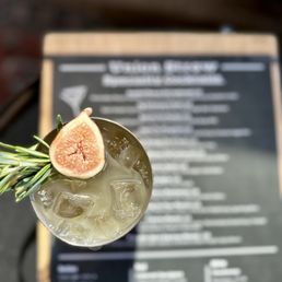 UNION STRAW - TAUNTON - Updated 05/2025 - 45 Photos & 35 Reviews - 16 ...