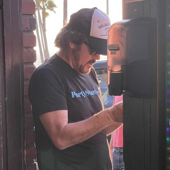 SHELLBACK TAVERN - Updated June 2024 - 215 Photos & 357 Reviews - 116 ...