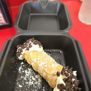 CANNOLI KITCHEN PIZZA - Updated August 2025 - 75 Photos & 10 Reviews ...