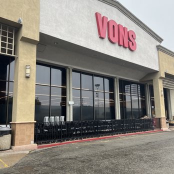 VONS - Updated October 2025 - 69 Photos & 136 Reviews - 3118 S ...
