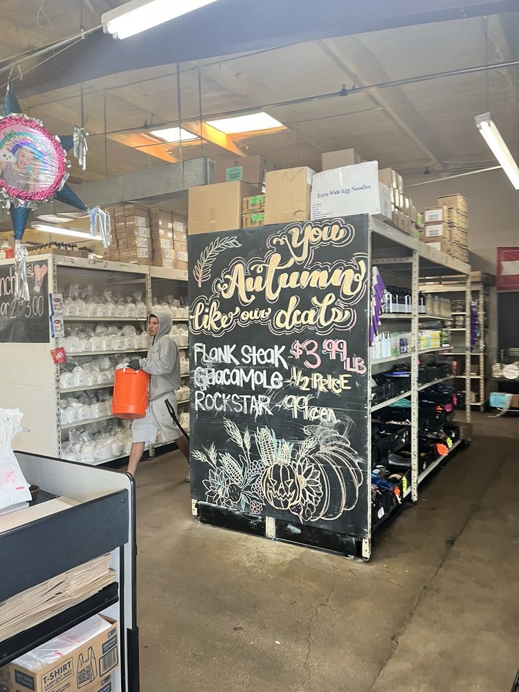 TOWN TALK FOODS - Updated December 2025 - 114 Photos & 83 Reviews - 121 ...