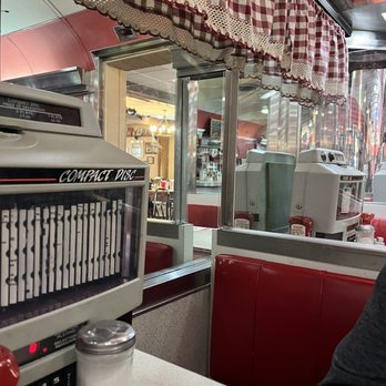 DUTCH KITCHEN RESTAURANT - Updated October 2024 - 70 Photos & 129 ...