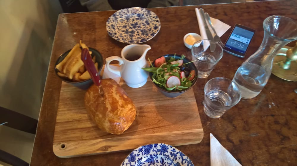 VESSEL 11 - Updated May 2024 - 30 Photos & 22 Reviews - Wijnhaven ...