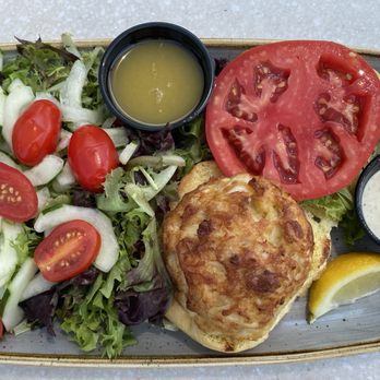 KETCH 22 - Updated November 2025 - 426 Photos & 398 Reviews - 7153 Lake ...