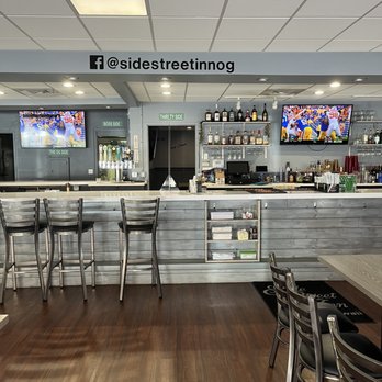 SIDE STREET INN - Updated March 2025 - 3336 Photos & 2127 Reviews ...