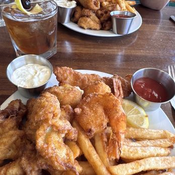 RIVA FISH HOUSE - Updated September 2025 - 1352 Photos & 1491 Reviews ...