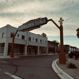 THE PINT HOUSE BAR AND GRILL - Updated December 2025 - 200 Photos & 266 ...