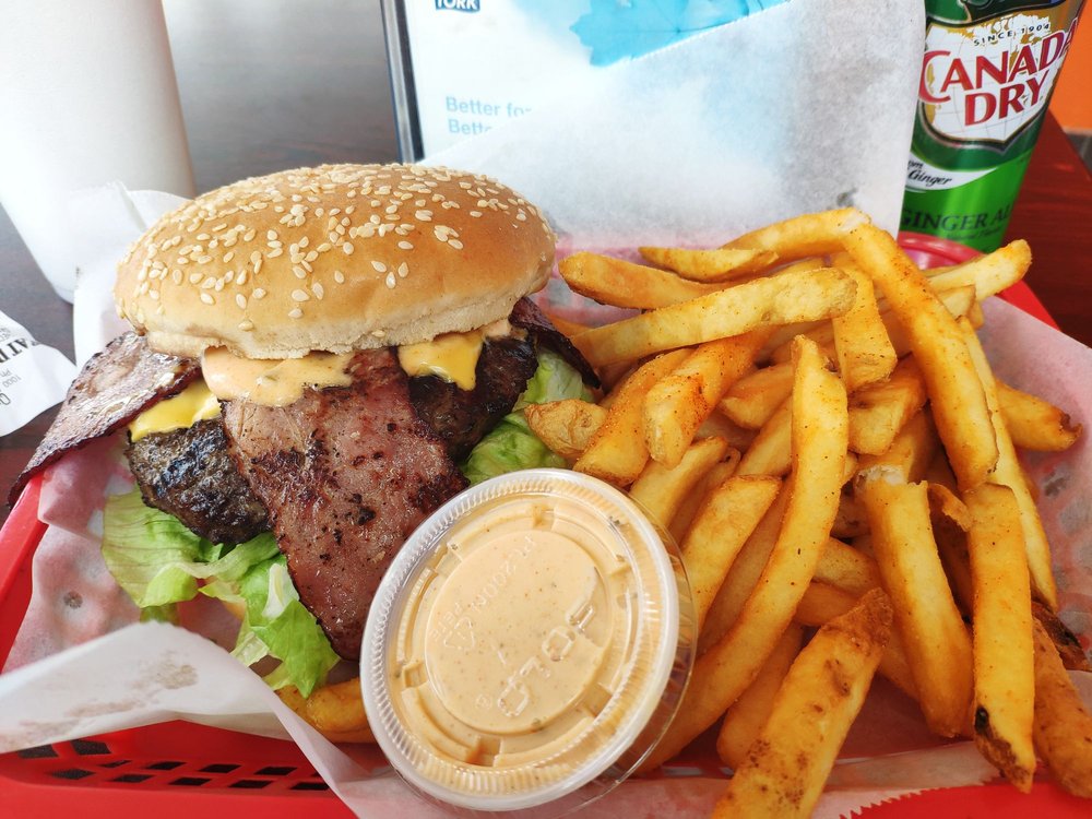QUICKIE’S BURGERS & WINGS - 119 Photos & 201 Reviews - 1000 S State Rd ...
