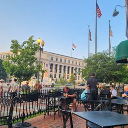 DUBLINER RESTAURANT & PUB - Updated December 2025 - 680 Photos & 913 ...