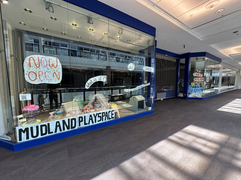 MUDLAND PLAYSPACE IN THE MOON GARDEN - Updated April 2024 - 2201 Lloyd Ctr, Portland, Oregon ...