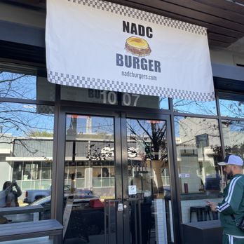 NADC BURGER - Updated July 2024 - 97 Photos & 75 Reviews - 1007 E 6th ...