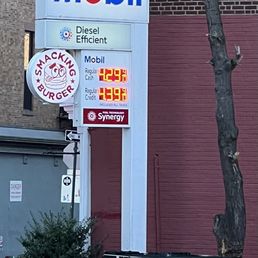 SMACKING BURGER - Updated July 2025 - 162 Photos & 68 Reviews - 51-63 ...