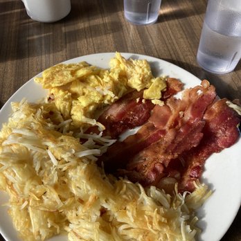 LONG BRANCH CAFE & SALOON - Updated January 2026 - 25 Photos & 31 ...