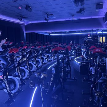 CLUB STUDIO - Updated December 2025 - 319 Photos & 437 Reviews - 5715 ...