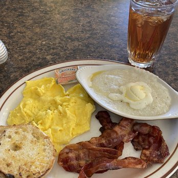 BRIGS AT THE CROSSING - Updated January 2025 - 215 Photos & 216 Reviews ...