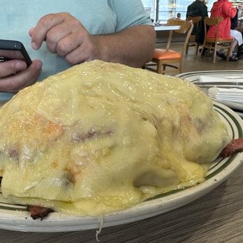 RADIN’S DELICATESSEN - Updated December 2025 - 179 Photos & 127 Reviews ...