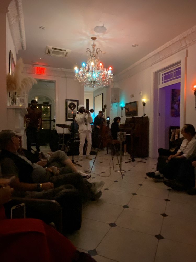 ROYAL FRENCHMEN HOTEL & BAR - Updated August 2024 - 160 Photos & 87 Reviews - 700 Frenchmen St ...