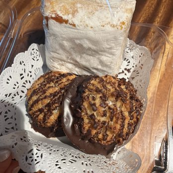 CAKE WORKS - Updated May 2024 - 733 Photos & 540 Reviews - 2820 S King ...