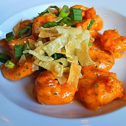 UPTOWN GRILLE - 528 Photos & 781 Reviews - 3100 E West Maple Rd ...