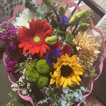 FDS FLOWERS BY MIRIAM - Updated September 2025 - 170 Photos & 33 ...