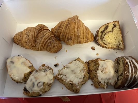 THE LUNCH BOX - Updated January 2026 - 121 Photos & 124 Reviews - 6333 ...