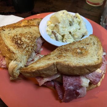 PURPLE PARROT GRILL - Updated May 2024 - 416 Photos & 538 Reviews - 134 ...