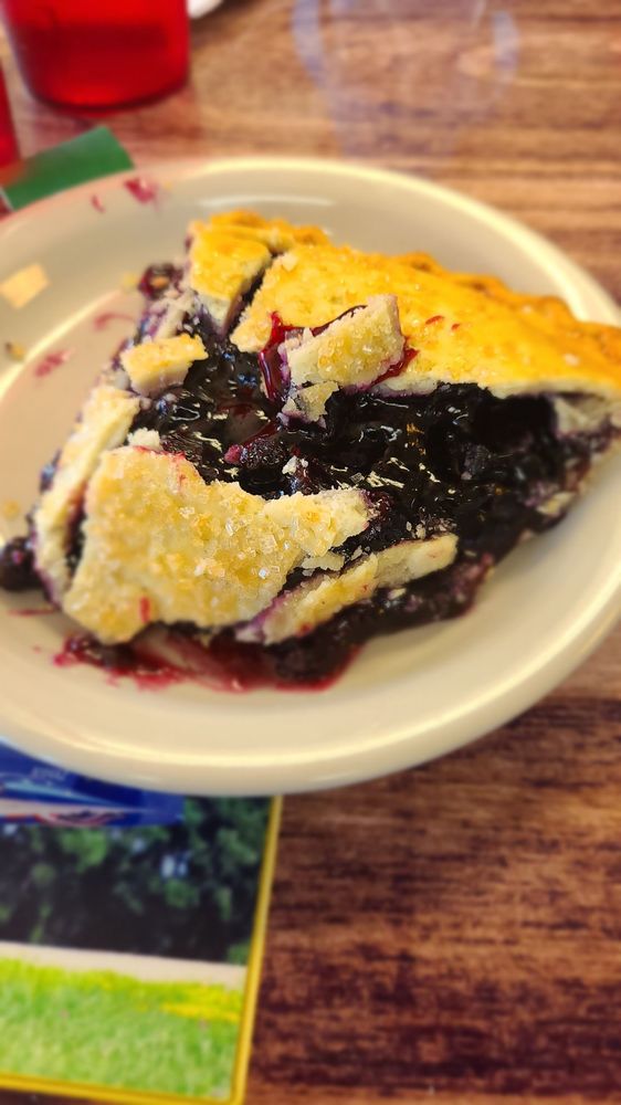 CROSSWINDS RESTAURANT - 190 Photos & 138 Reviews - 800 W Airport Rd ...