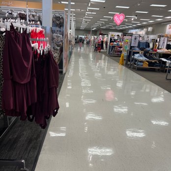 TARGET - Updated September 2025 - 108 Photos & 83 Reviews - 7800 SW ...