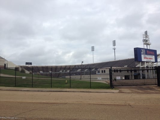 MISSISSIPPI VETERANS MEMORIAL STADIUM - Updated July 2025 - 2531 N ...