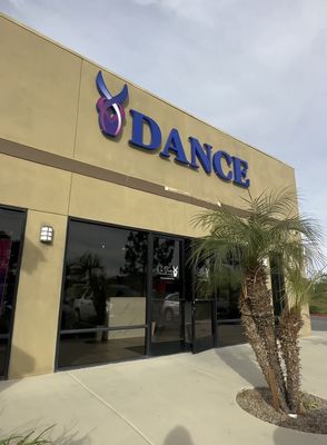 ON POINTE DANCE STUDIO - Updated September 2025 - 16810 Van Buren Blvd ...