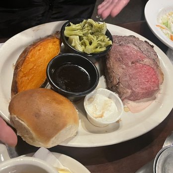 HOME PLATE CAFE AND BAKERY - Updated April 2025 - 72 Photos & 203 ...