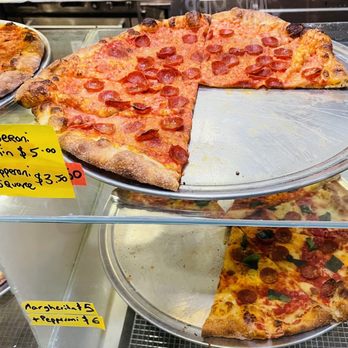 SECRET PIZZA - Updated April 2025 - 117 Photos & 66 Reviews - 3501 ...