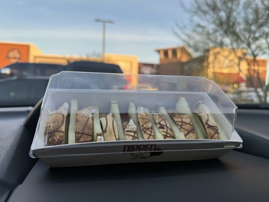 DIPPED BY DEE - Updated December 2025 - 375 Photos & 146 Reviews - 7208 ...