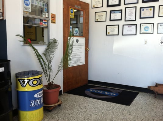 HANS AUTO REPAIR - Updated May 2026 - 34 Reviews - 384 Olympia Ave ...