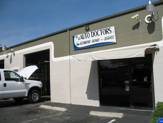 D & J AUTO DOCTORS - Updated October 2025 - 78 Reviews - 4035 Oceanside ...