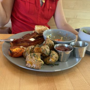 FRONTSIDE CAFE - Updated May 2024 - 337 Photos & 169 Reviews - 1070 E ...