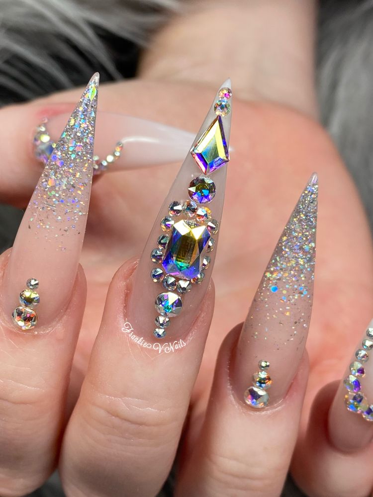 FRANKIE V NAILS - Updated October 2025 - 20 Photos - 1404 Hope Mills Rd ...