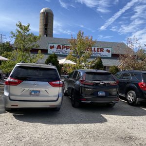 APPLE HOLLER - 303 Photos & 554 Reviews - 5006 S Sylvania Ave ...