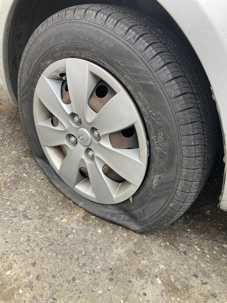 LES SCHWAB TIRE CENTER - Updated August 2024 - 14 Photos & 49 Reviews ...