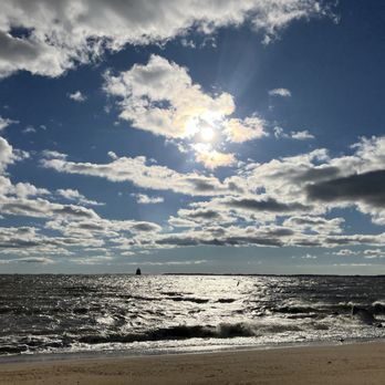 SANDY POINT STATE PARK - Updated December 2024 - 385 Photos & 162 ...