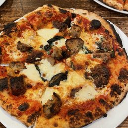 3 PALMS PIZZERIA - HUDSON - Updated December 2025 - 331 Photos & 405 ...